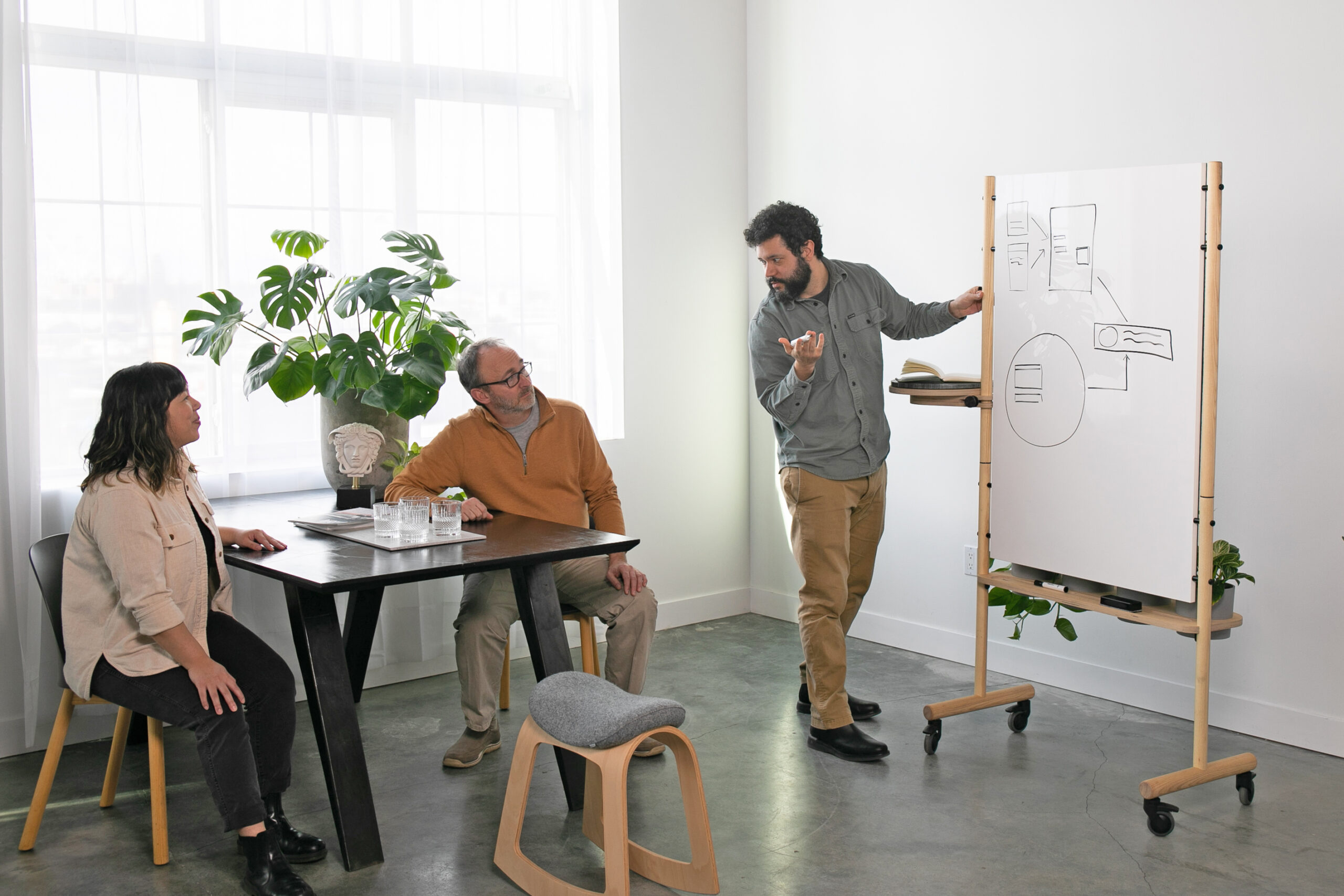 Makr Furniture – Gallery – MIRLUX Premium Panel